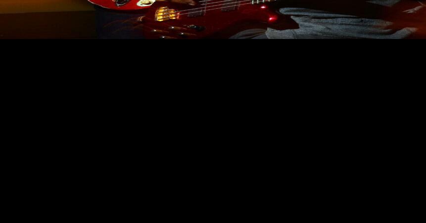 Prakash John and son performing at El Salon Sunday