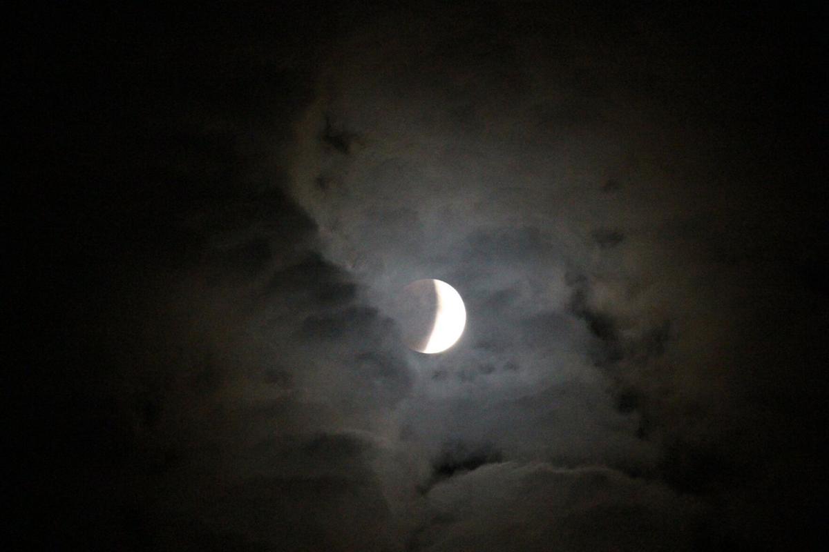Ontario Total Lunar Eclipse 2025: When and how to catch it