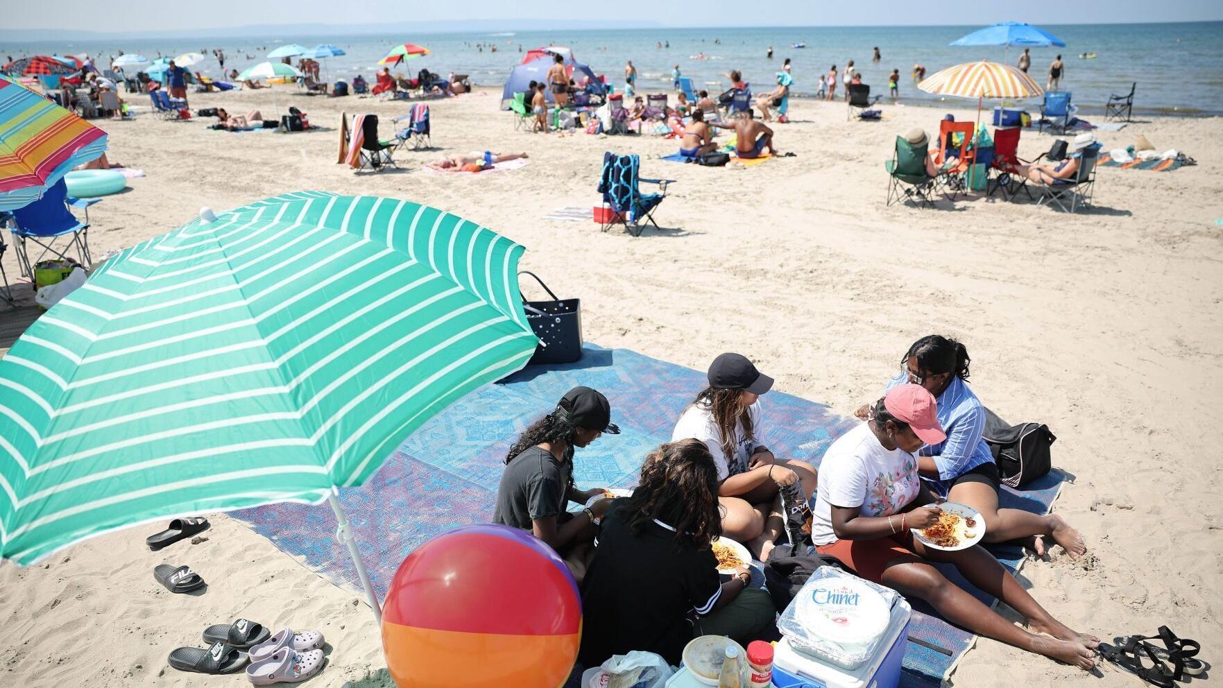 Wasaga Beach Main Strip Under Construction