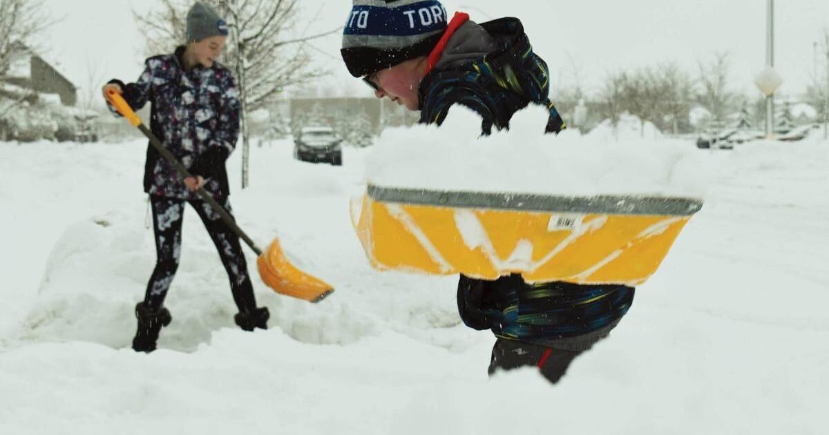 Ontario Snow Forecast: 15 cm snow, freezing rain expected