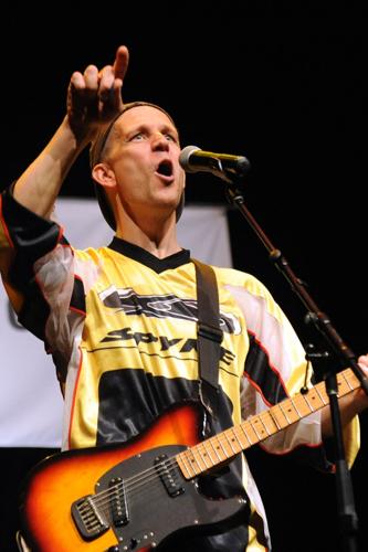 French Canadian musician Gregg LeRock brings concert to Oakville students
