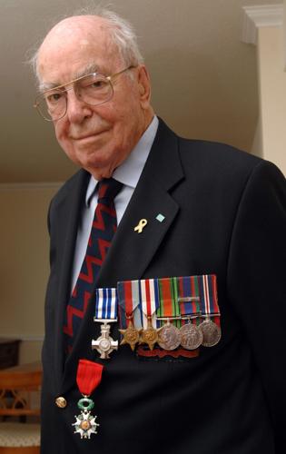 Garth Webb, D-Day veteran, Juno Beach Centre founder, dies