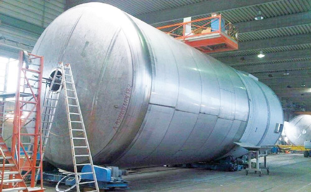 Beer vat move put on ice