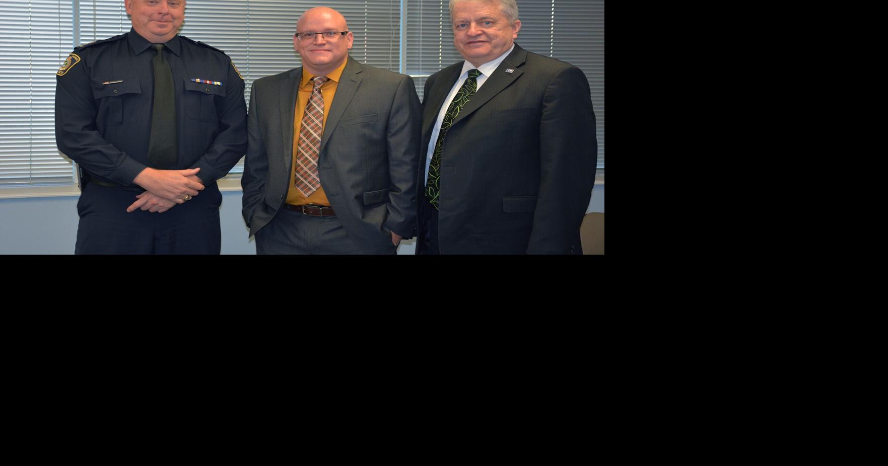 Halton police civilian wins national communications trainer award