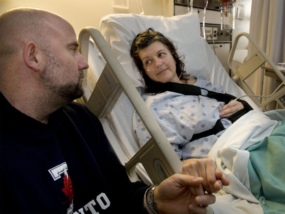 Soldier triaged wife and passengers in derailment