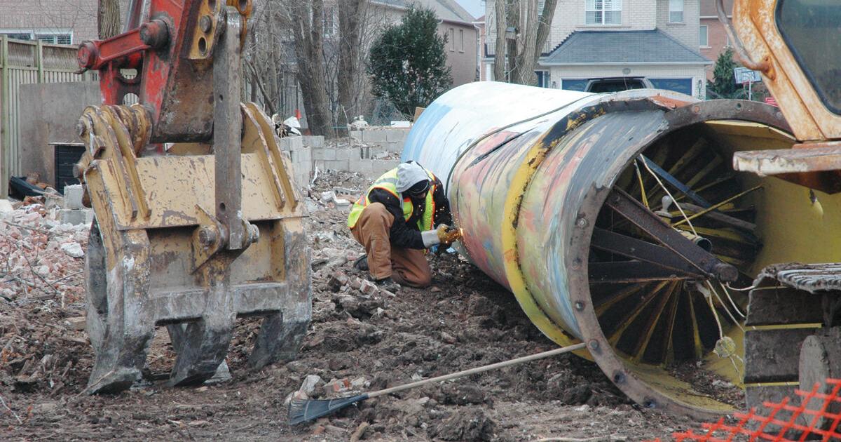 Van der Hart home razed