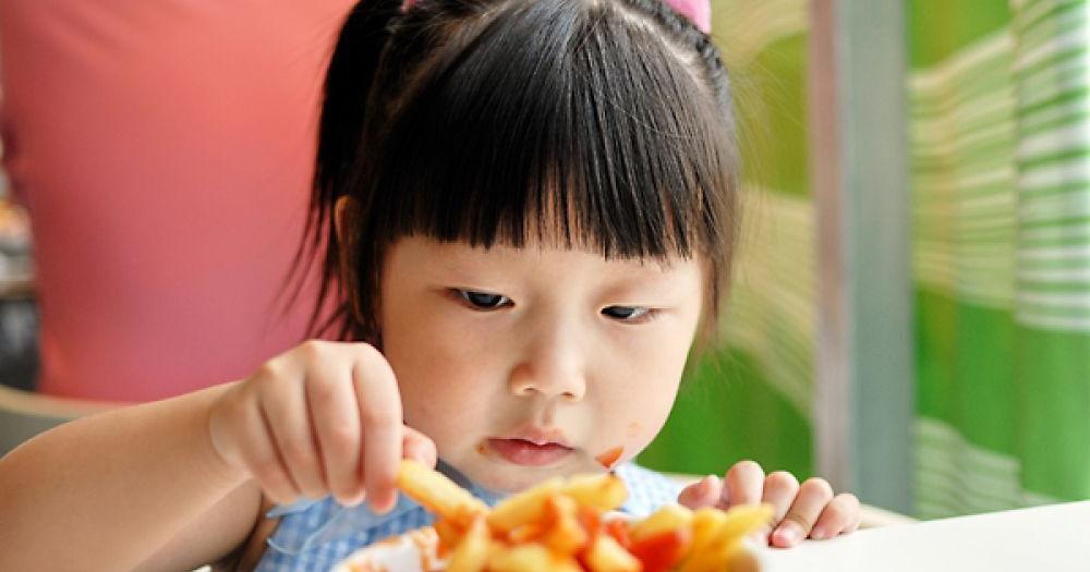 Canadian kids eating too much ultra-processed foods: Study