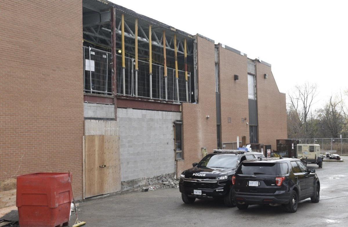 Four workers injured at former Robert Bateman school