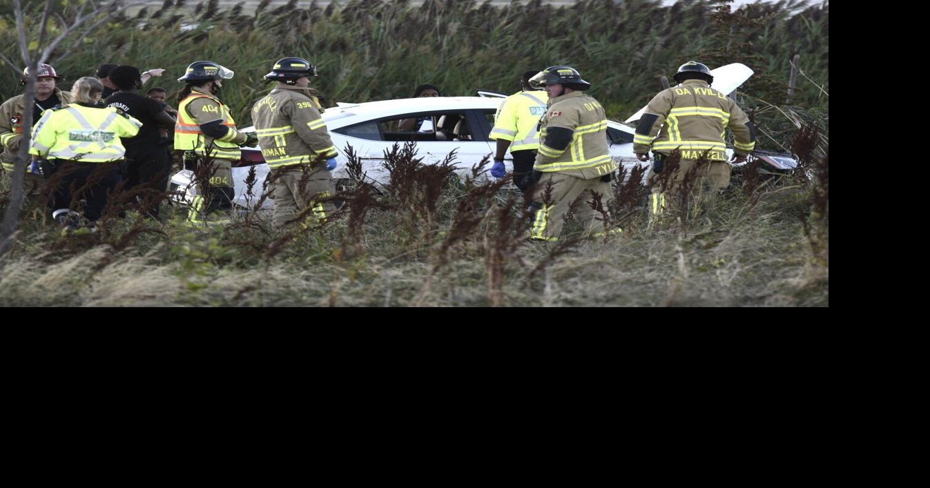 Family forced off roadway on QEW in Oakville by another vehicle: OPP
