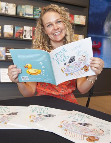 Oakville author's 'A Toot in the Tub' is for kids
