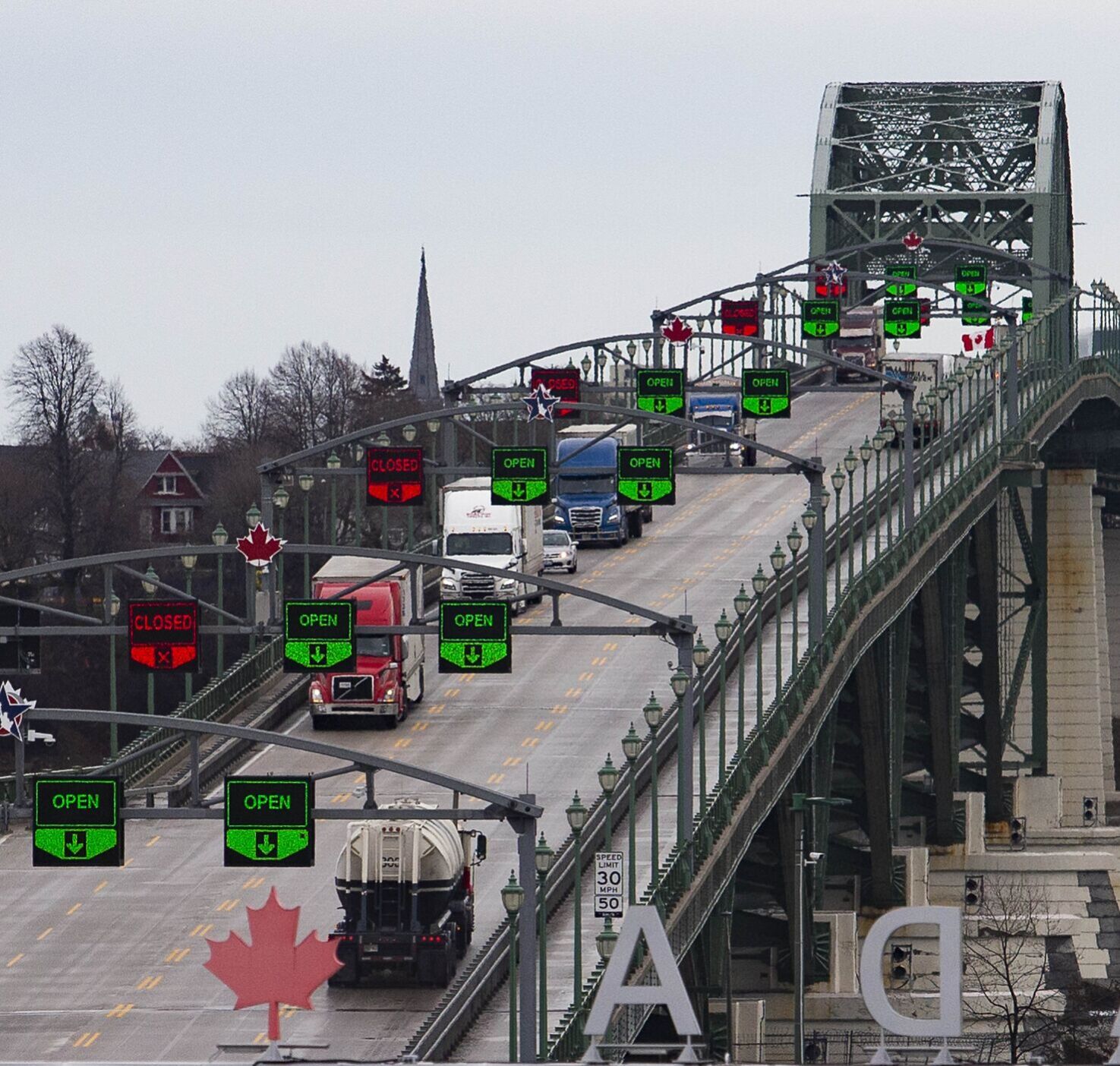 Canadian snowbirds sort through U.S. border requirements