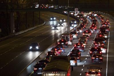 Oakville, Burlington QEW, Highway 403 closures April 22-26