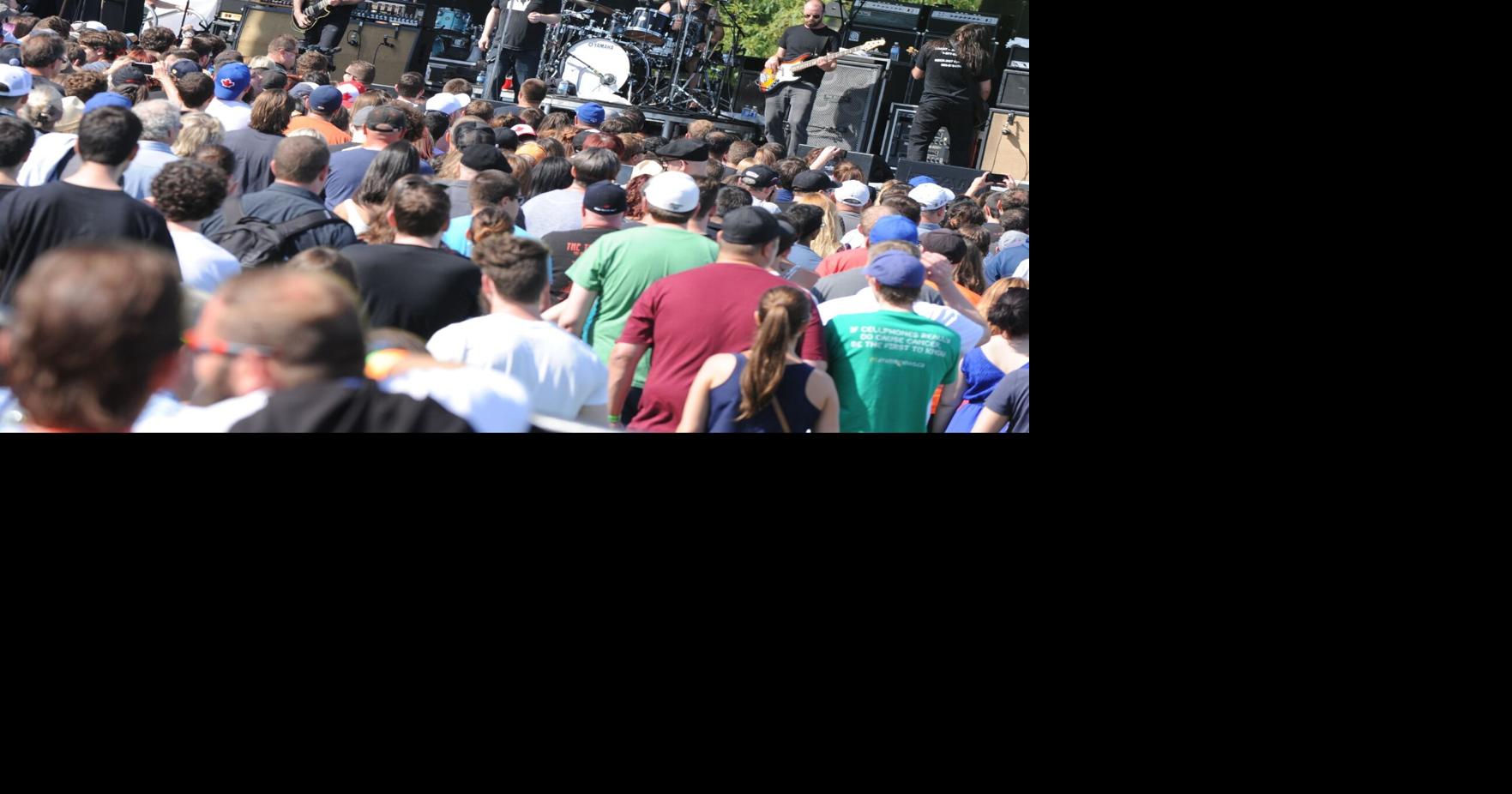 Burlington's own Finger Eleven performs at Canada's Largest Ribfest ...