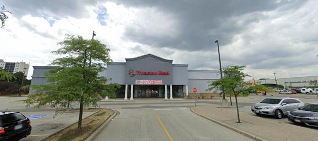 No Frills, Staples opening in this Burlington plaza