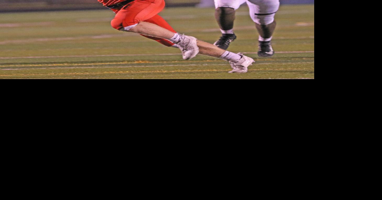 High school football notebook: Patriot's Sam Fernandez slides back into ...