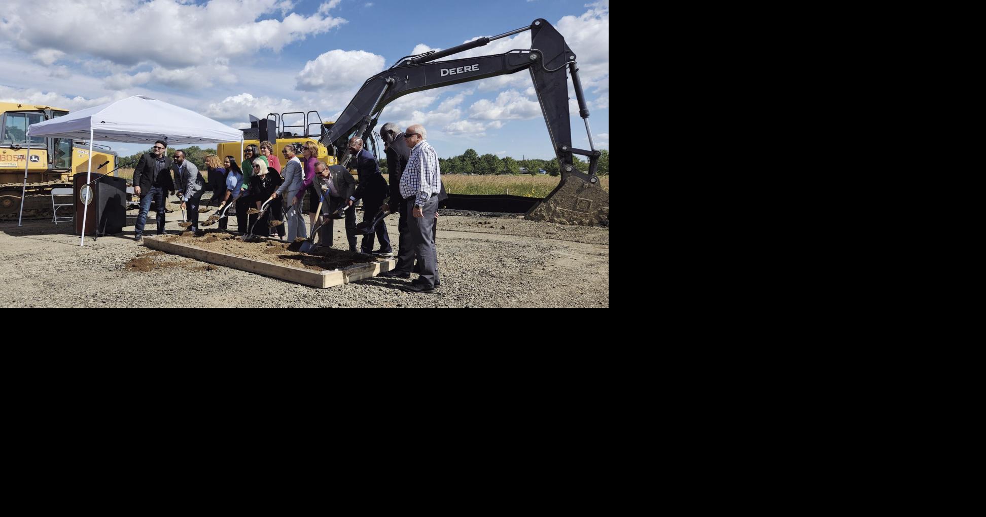 Officials break ground on University Boulevard ‘jug handle’ | Headlines ...