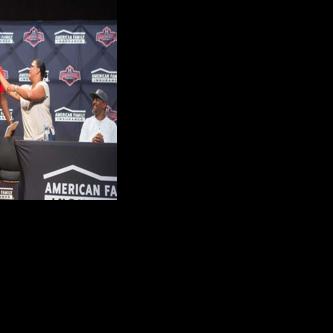 With assist from his mom, Hylton’s Ricky Slade accepts Under Armour All ...