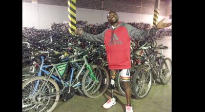 Amputee athlete-activist brings inspiration to Arlington students ...