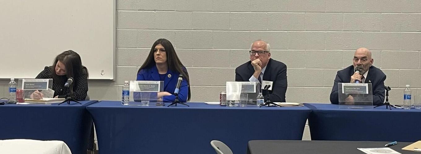 Data center forum gathers officials, industry reps | Headlines ...