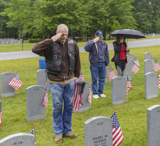 PHOTOS: Veterans Day remembrance at Quantico National Cemetery ...