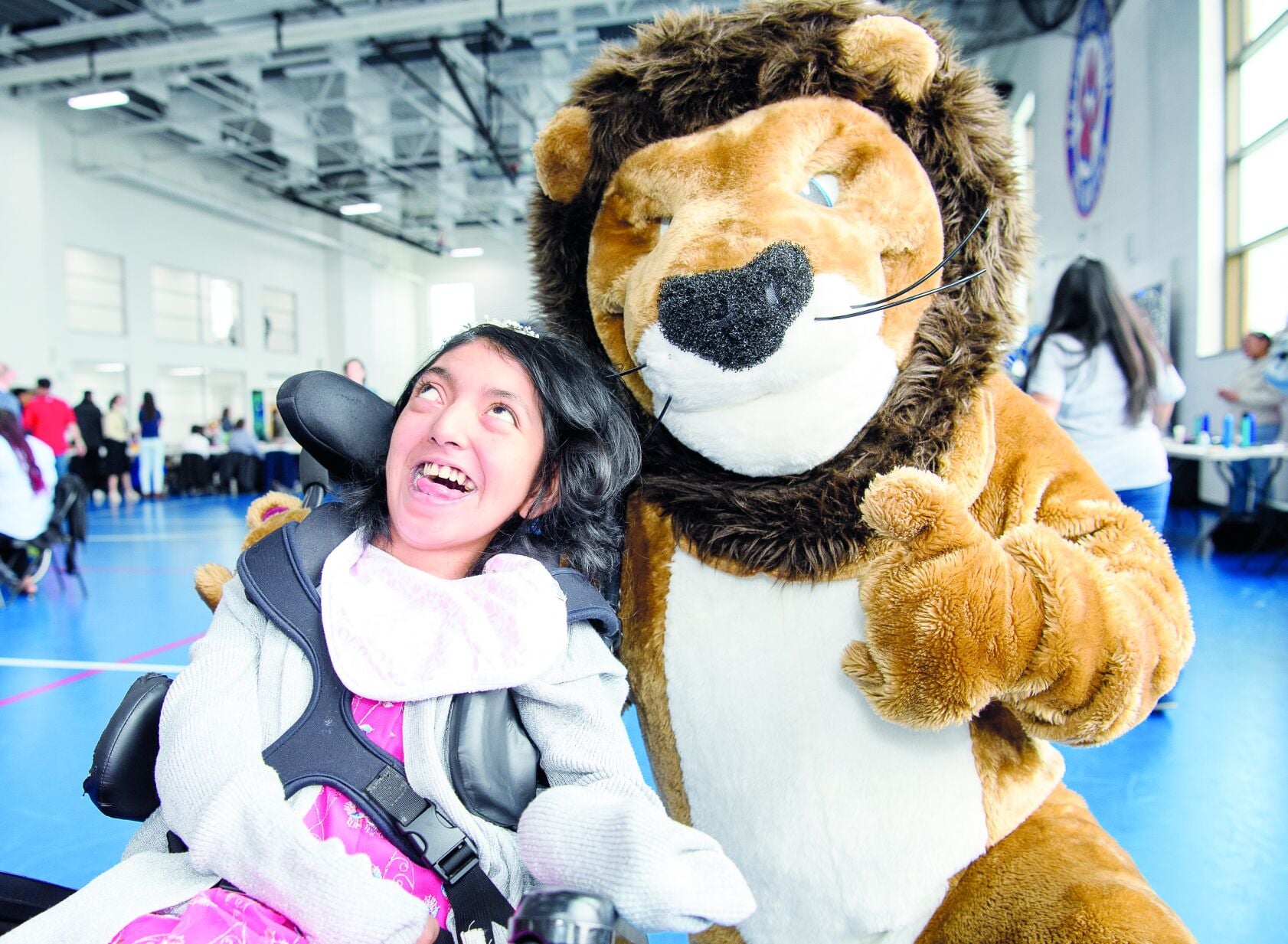 Prince William students share the stage at unified prom | Headlines ...