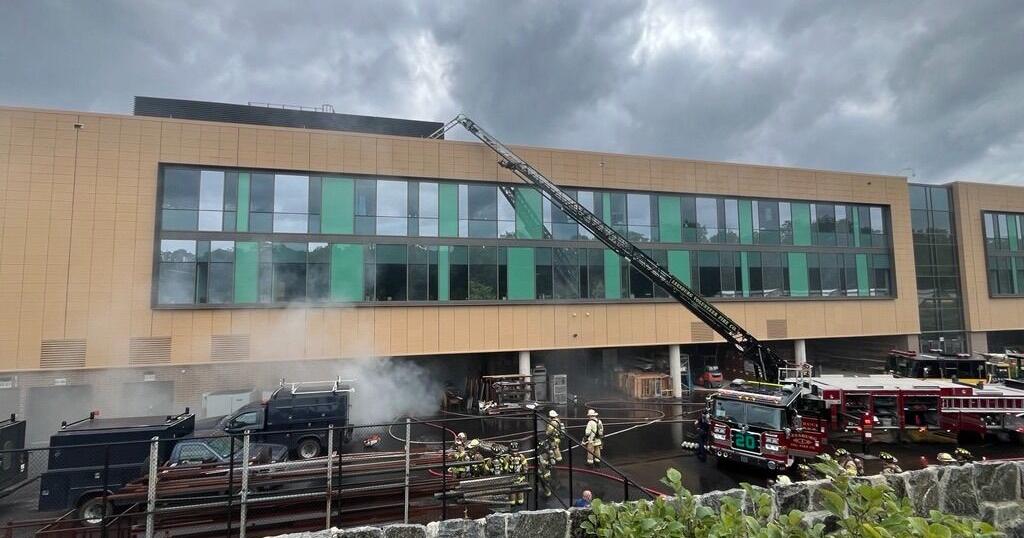 Fire evacuates Academies of Loudoun | Headlines | insidenova.com