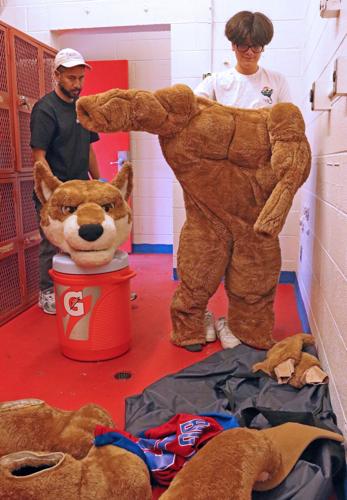 IN PHOTOS: A view from inside Gar-Field's mascot | Sports | insidenova.com