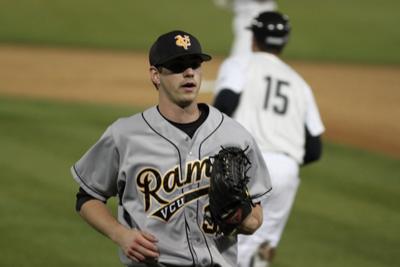 Former Mountain View baseball standout signs with pros | news/stafford ...