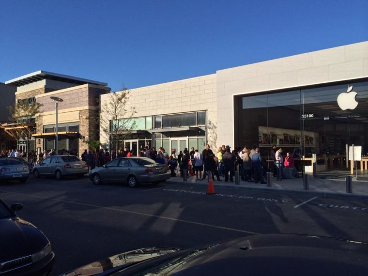 Family Tech: New iPhone offers better hardware, bright colors | Family ...