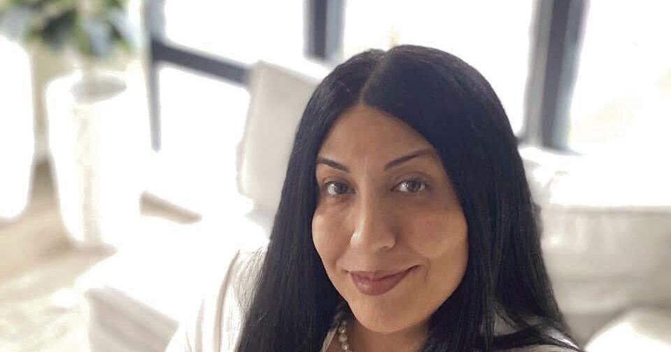 Sexton: From war refugee to Amazon leader | Headlines | insidenova.com
