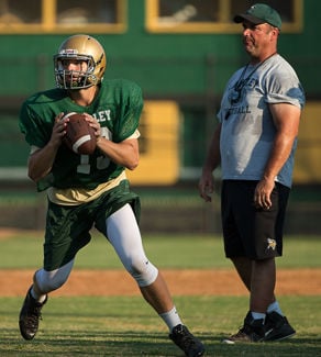 Football: Langley aims to use big lines to its advantage | news/fairfax ...