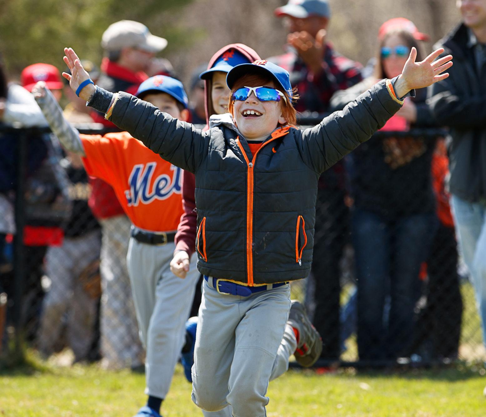 PHOTOS: Opening Day at Arlington Little League | Multimedia ...