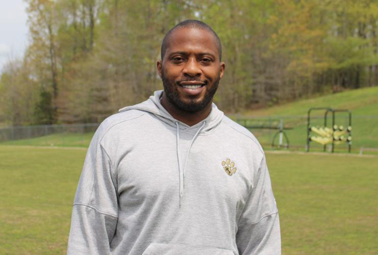 Former Pro Bowler Randy Starks embraces challenge of turning around ...