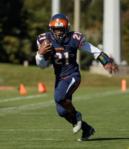 PHOTOS: Flint Hill outlasts Potomac School in football action ...