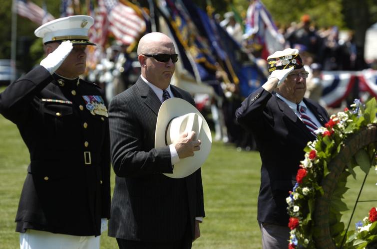 PHOTO GALLERY: Memorial Day ceremony at Quantico National Cemetery ...