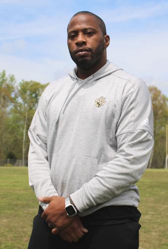 Former Pro Bowler Randy Starks embraces challenge of turning around ...