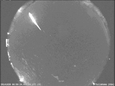 Fireball streaks through sky Sunday; Taurid meteor shower peaks this ...