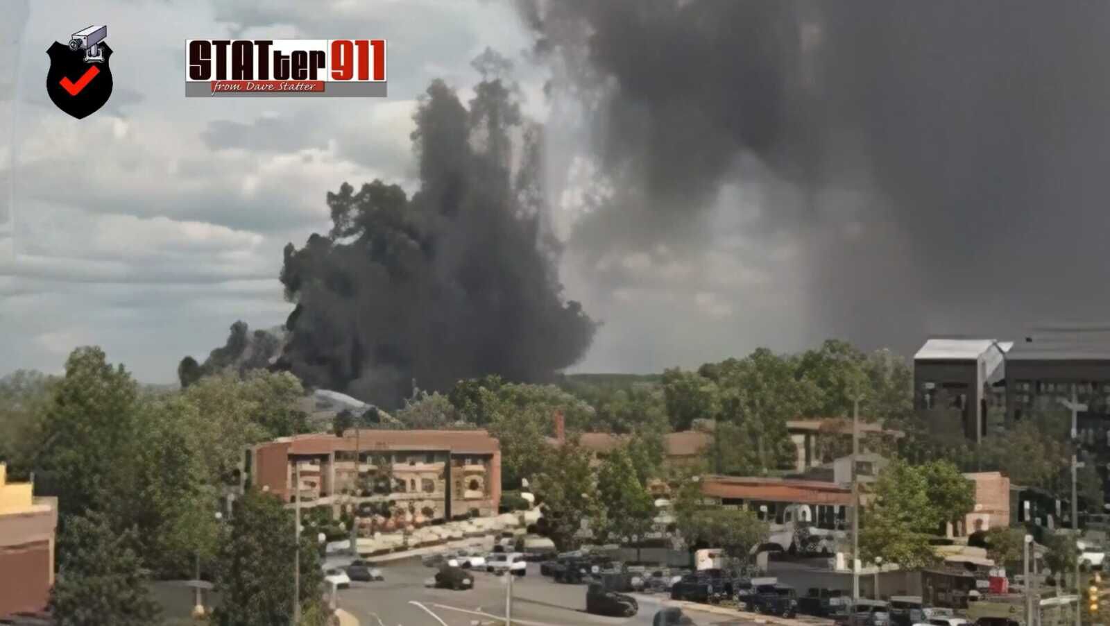 Two-alarm fire damages Bren Mar Park Elementary in Fairfax | Headlines ...