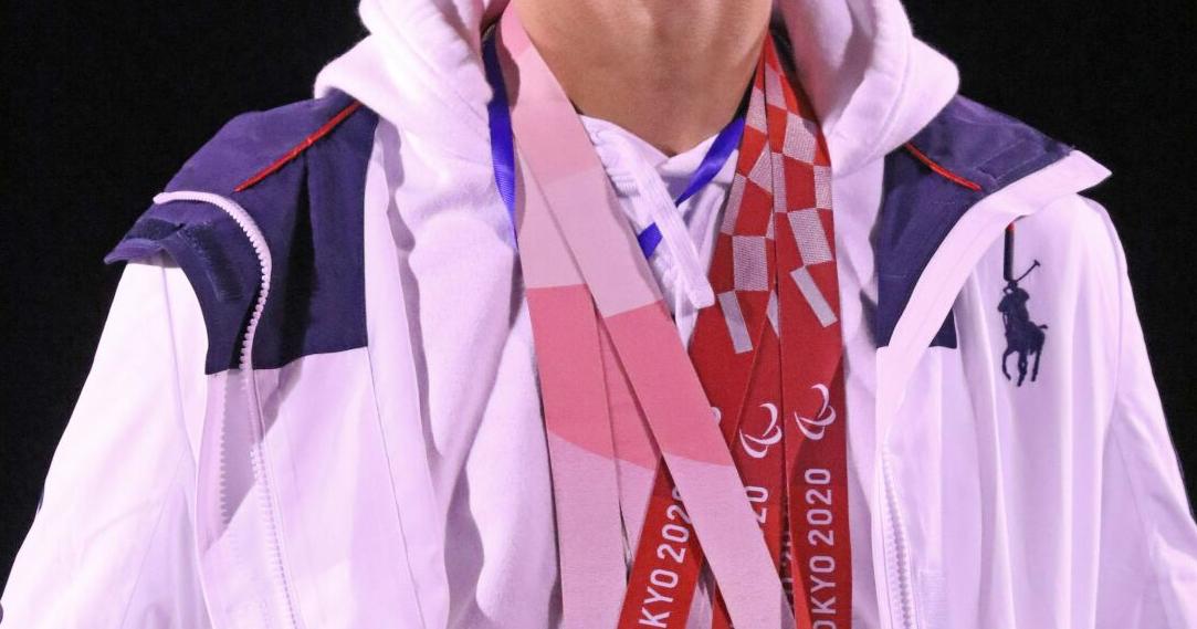 Patriot graduate Nick Mayhugh looks to build a brand following ...