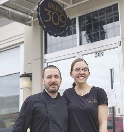 Grill 309 is offering students free lunches during crisis | InsideNoVa ...