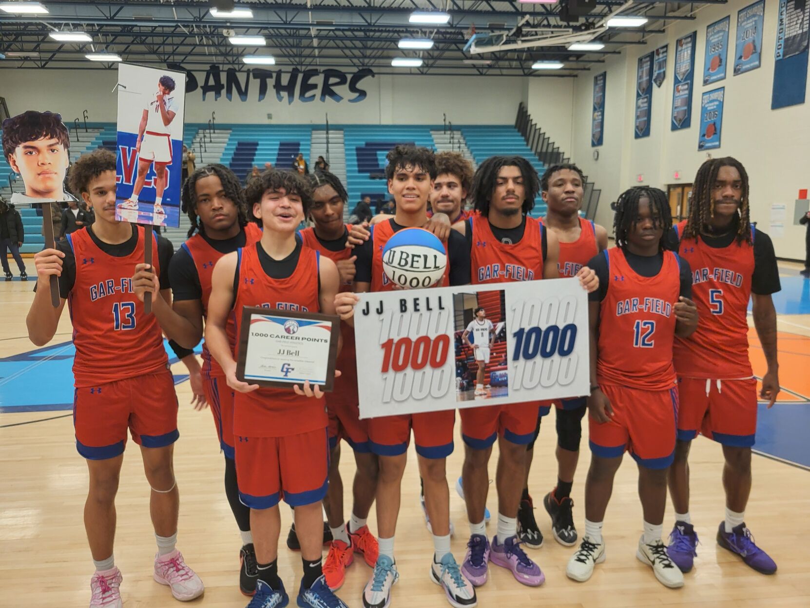 JJ Bell and Gar-Field basketball enjoy a night to remember | Headlines ...