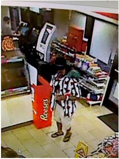 'Bird Bandit' accompanied by feathered friends robs man at Seven ...