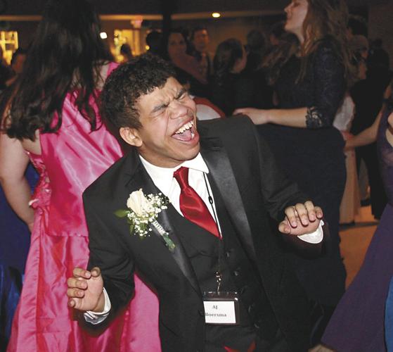 ‘Night to Shine’ guests crowned at special prom | Prince William ...