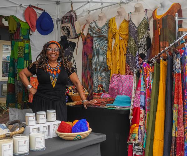 IN PHOTOS: A rainy scene at annual Occoquan RiverFest and Craft Show ...