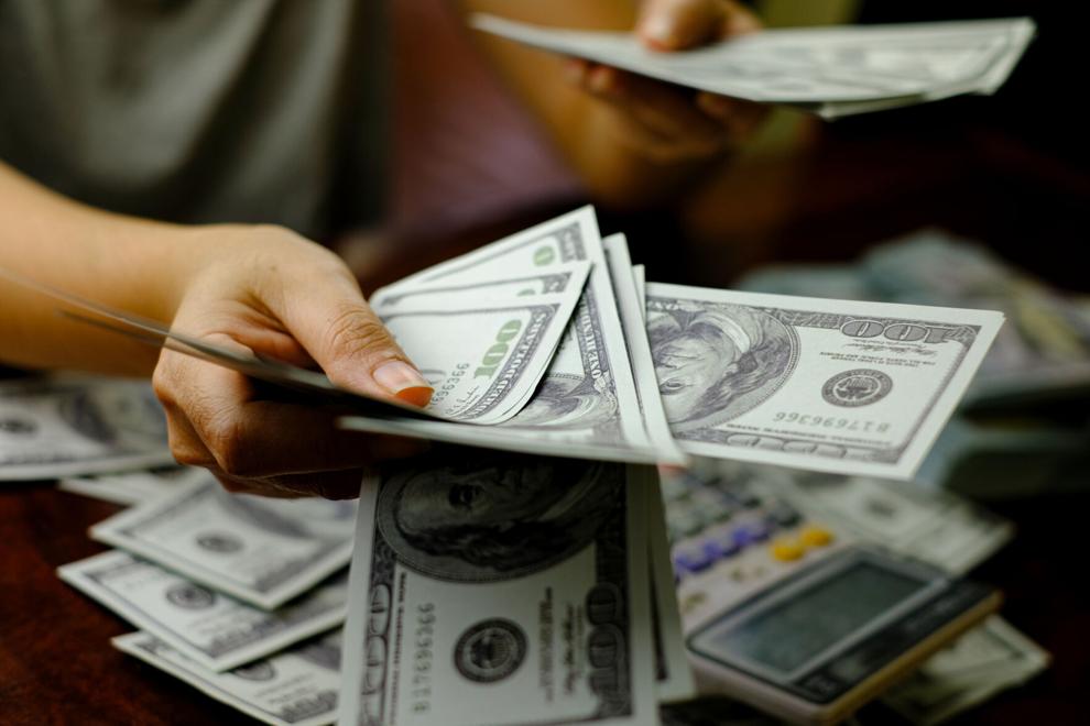 Your Money: What To Do If You Receive a Large Sum of Money | Business ...