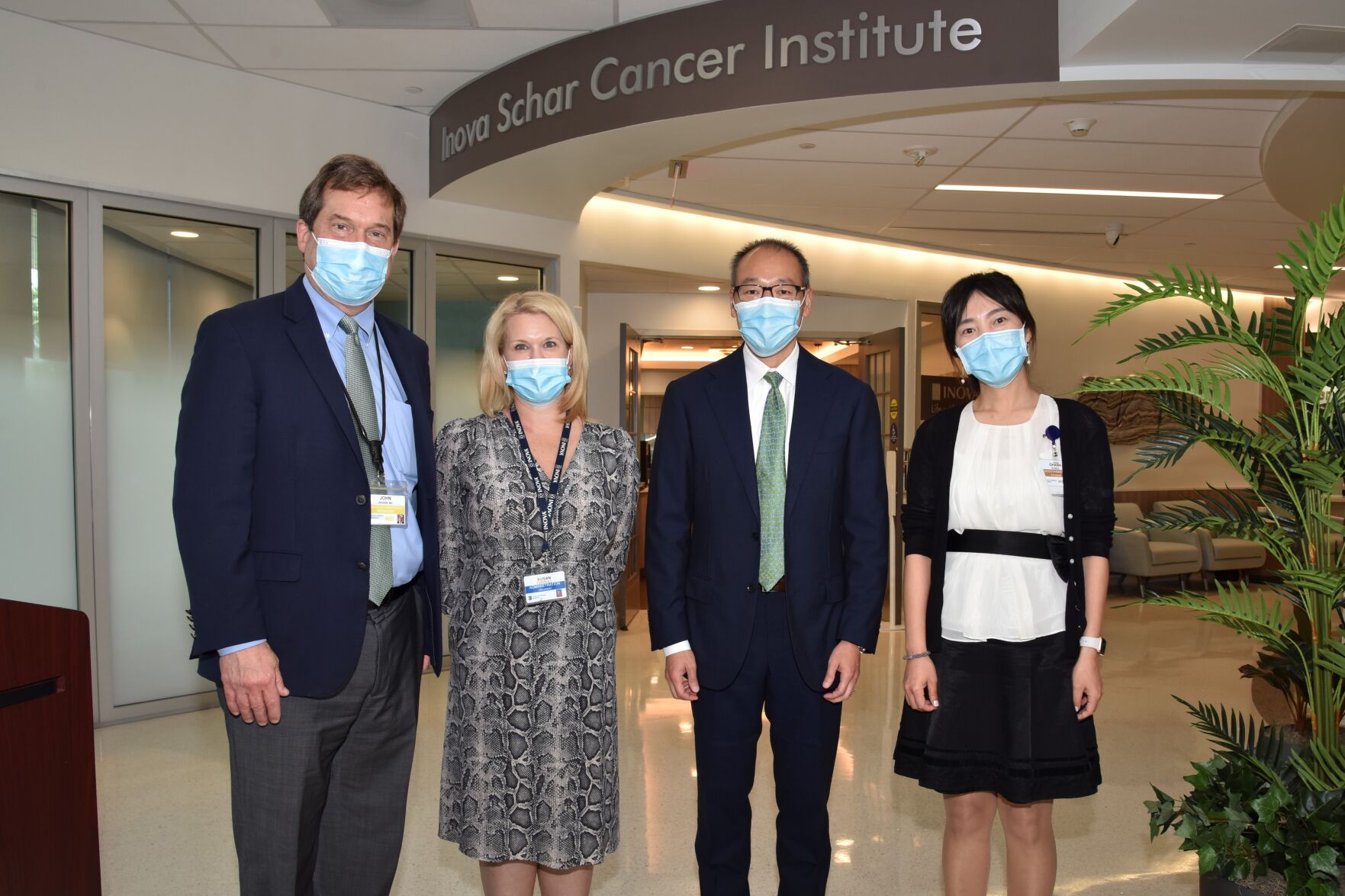 Inova opens cancer treatment center at its Loudoun County hospital ...