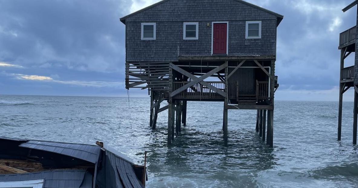 Ocean claims two beach houses in one day on the Outer Banks | Headlines ...