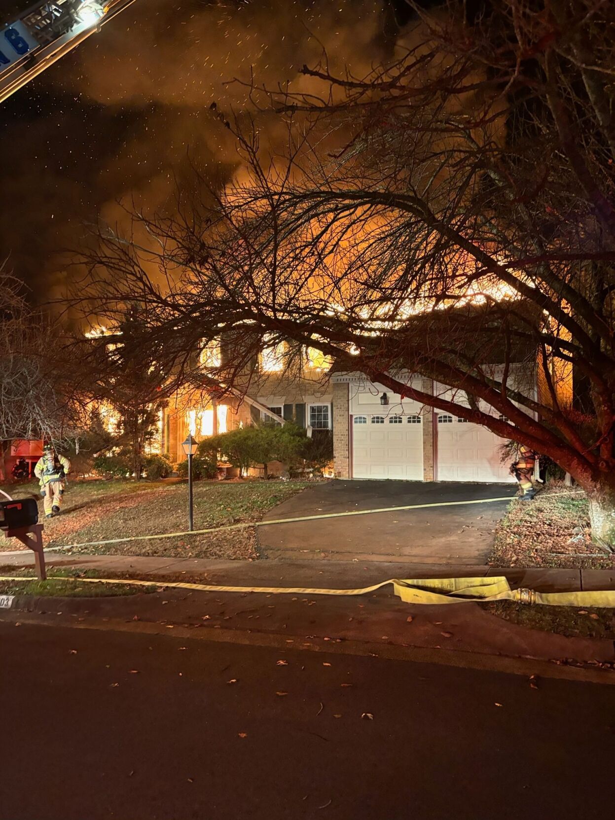 Fire destroys Ashburn home, damages neighboring houses | Headlines ...