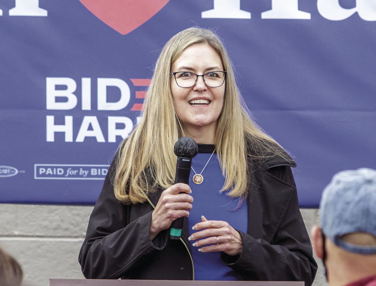 Rep. Jennifer Wexton holds off Andrews to win second term | Headlines ...