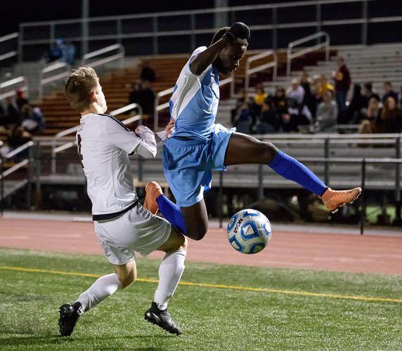 PHOTOS: Yorktown, Oakton square off in boys soccer action | Multimedia ...